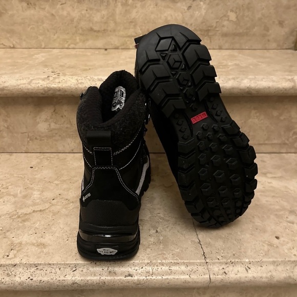 Vans | Shoes | Vans Snow Kicker Mte 3 Goretex Boots Mens Size ...